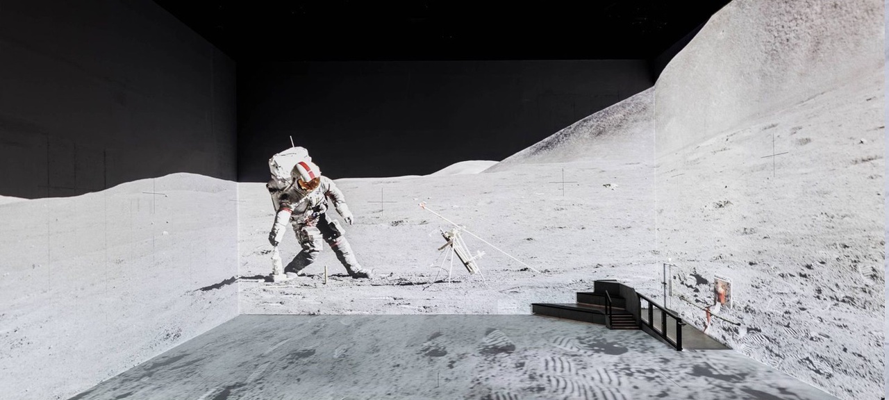 The Moonwalkers - A Journey with Tom Hanks Tickets